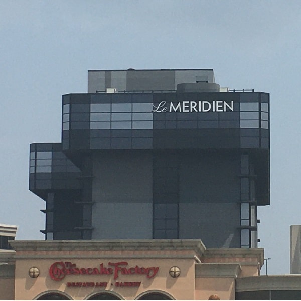 Review Le Méridien Oakbrook Center - Chicago on the Cheap